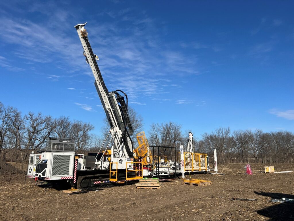 Apex Mobilizes First Drill Rig to The Rift Rare Earth Project in ...